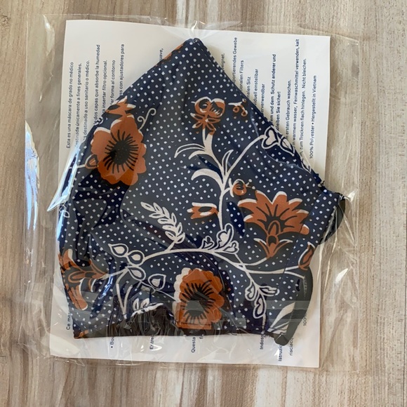 Tory Burch | Accessories | Tory Burch Floral Printed Face Mask New | Poshmark